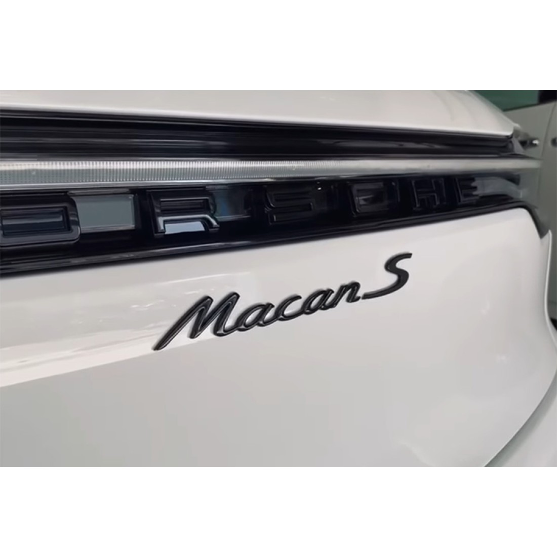 SALE! Black porsche Macan Emblem - factory original